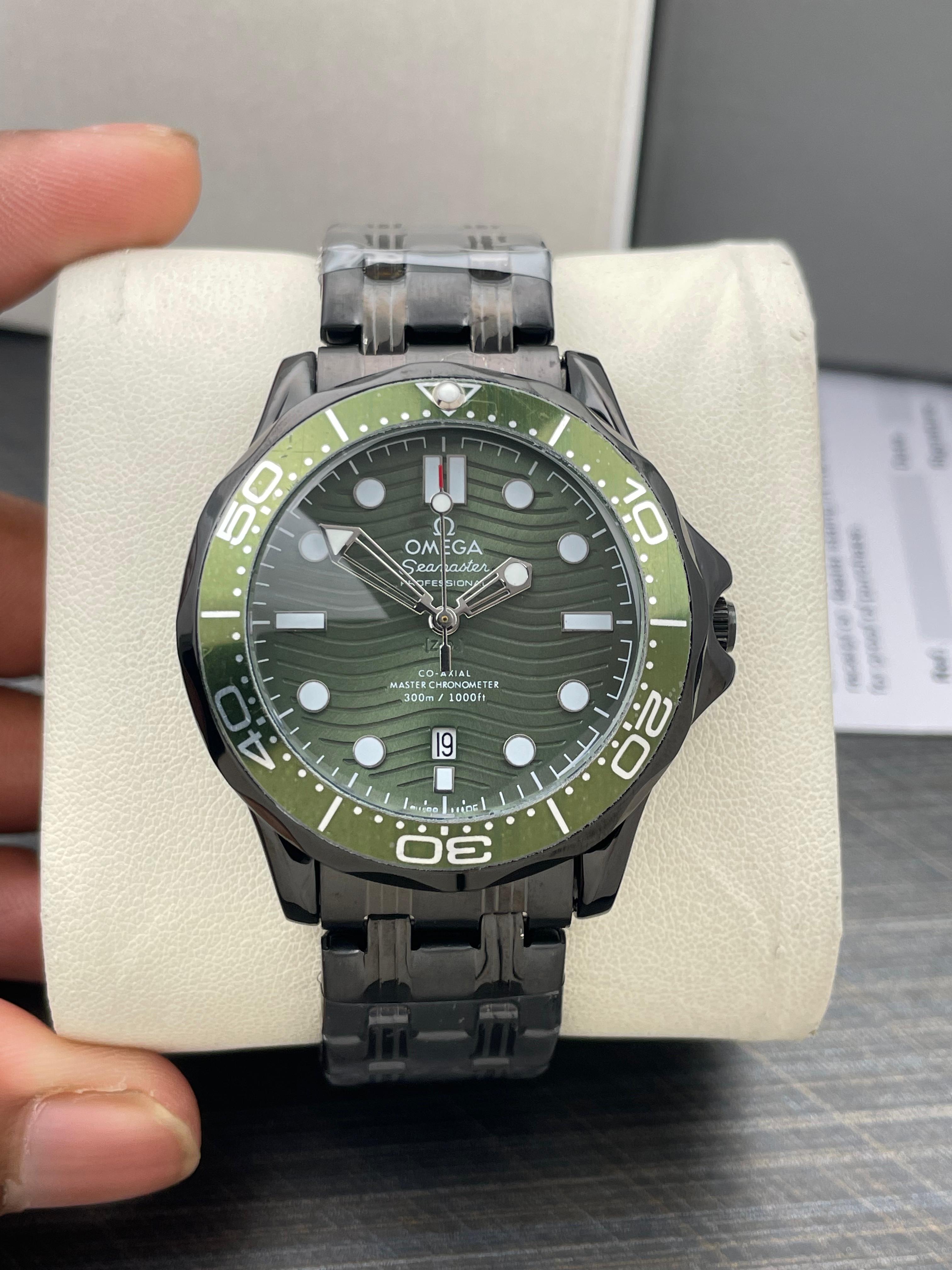 Omega Seamaster Green dial Stailess steel – Watch Prestige